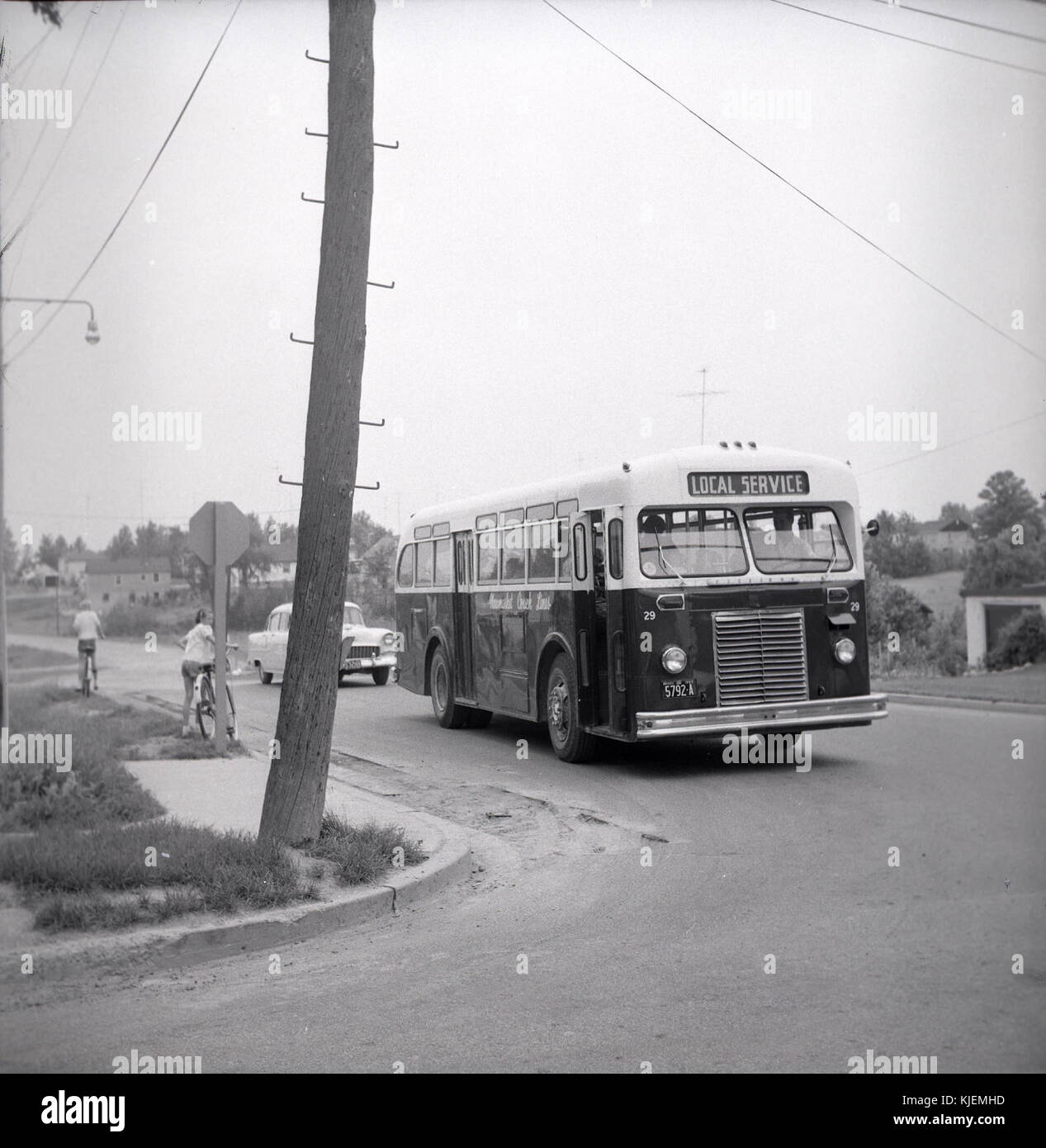 Newmarket Coach Lines bus 29 on route, 1957 Stock Photo - Alamy