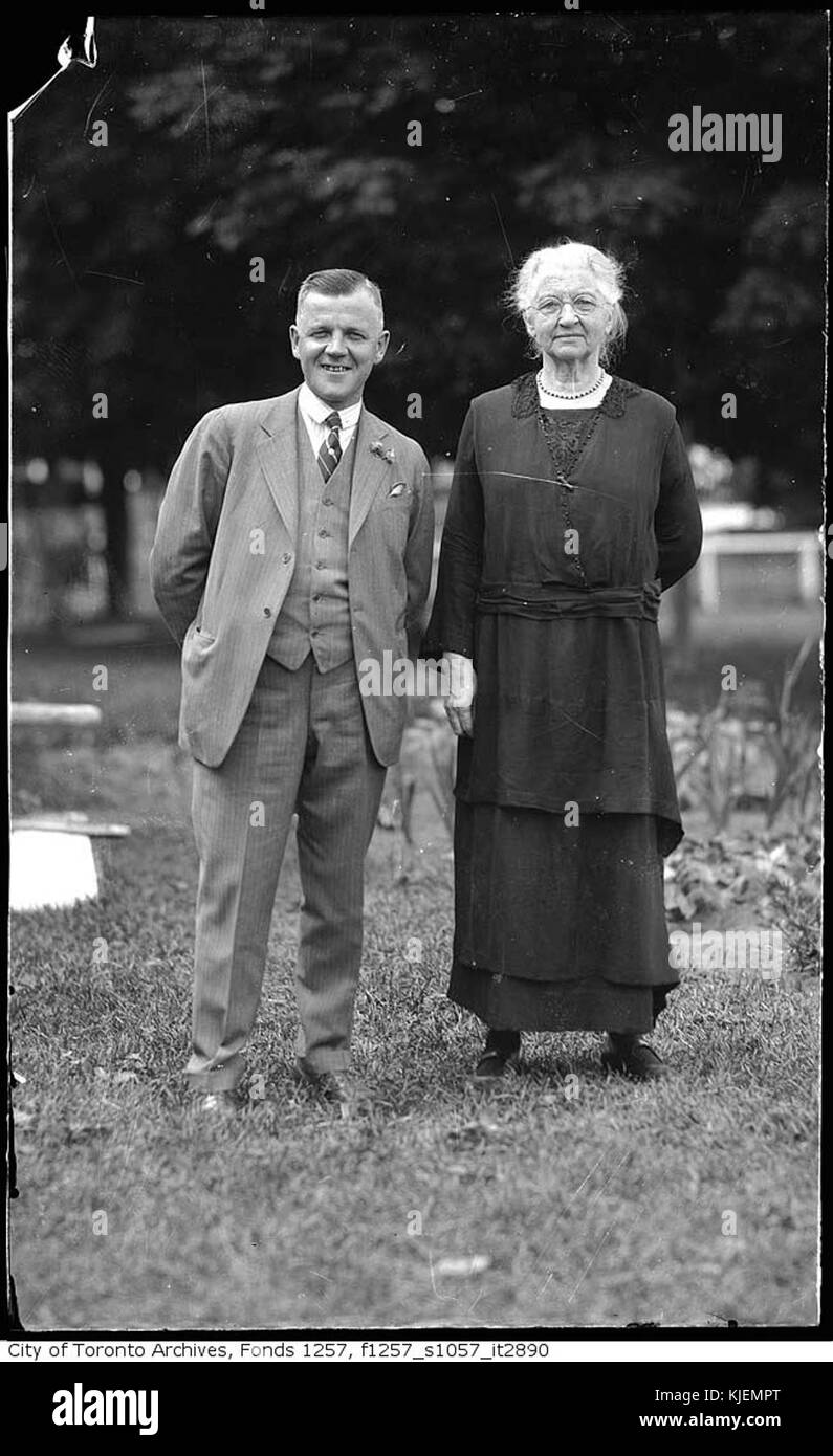 Robert eaton hi-res stock photography and images - Alamy