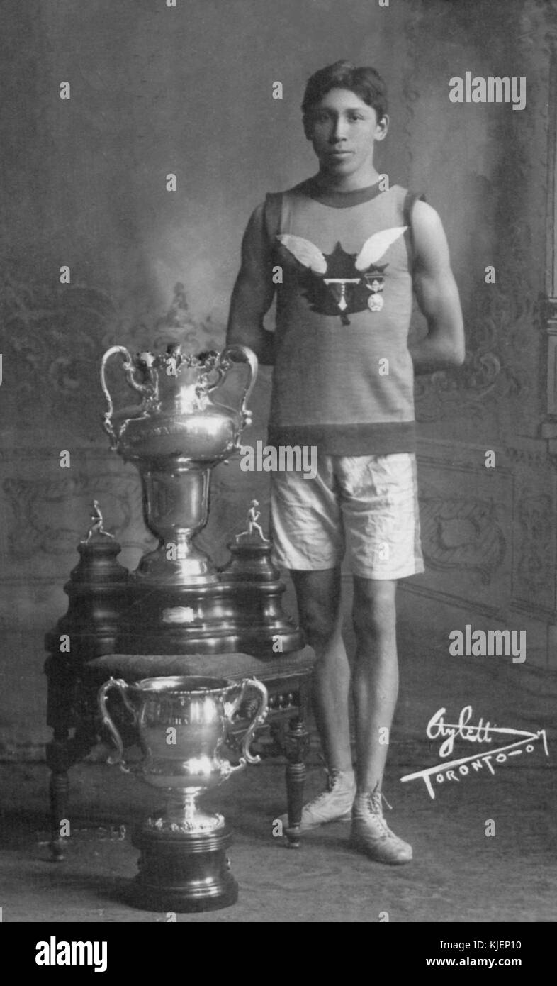 Running standing Black and White Stock Photos & Images - Alamy