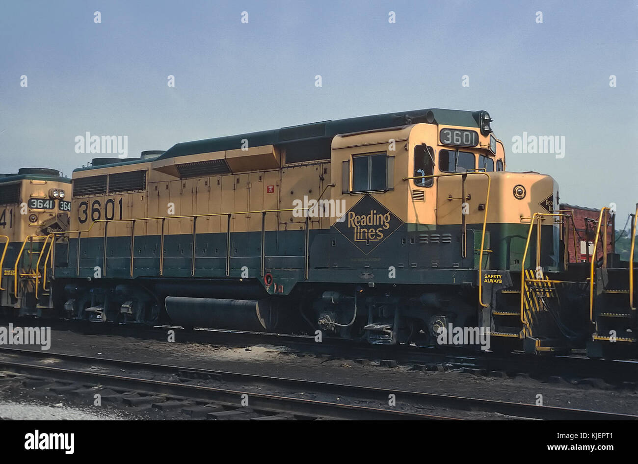 RDG 3601 (GP30) Rutherford Yard, Harrisburg, PA on May 10, 1970 (22258626698 Stock Photo - Alamy