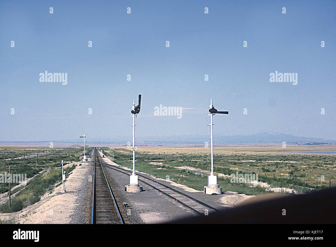 ATSF upper quadrant semaphore and siding at Simpson, Colorado, taken ...