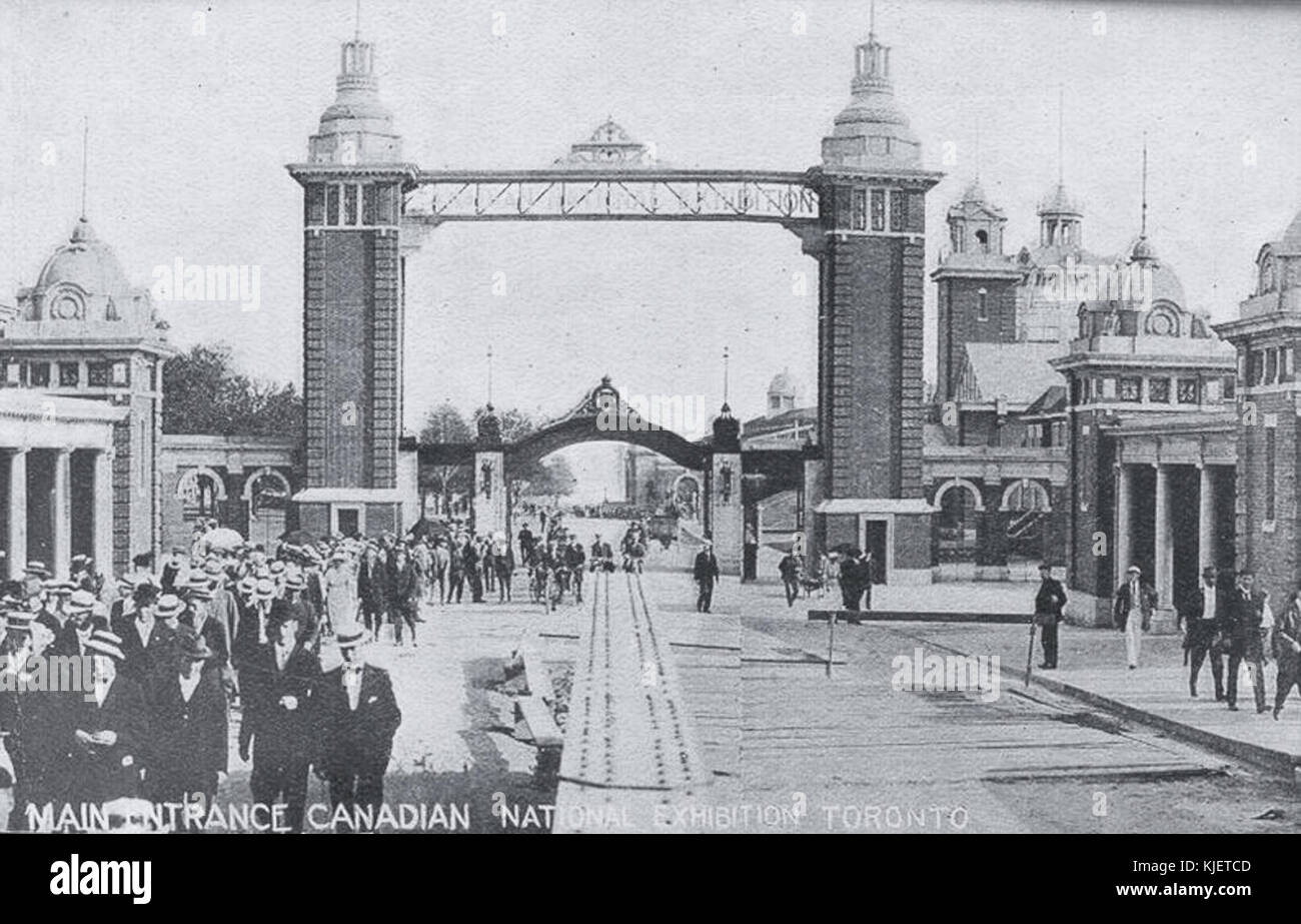 Dufferin Gate Toronto circa 1910 Stock Photo - Alamy