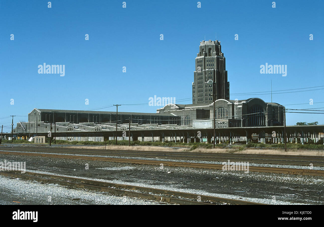 NYC Central Terminal, Buffalo, NY, October 1987 Stock Photo - Alamy