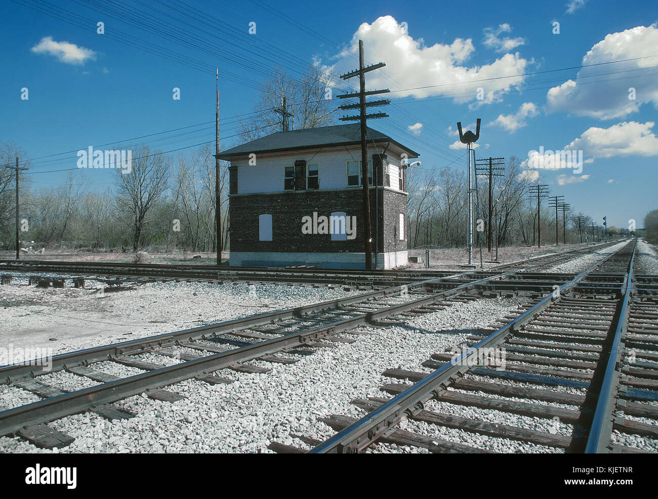 IHB (B&OCT) and N&W (Wabash) Tower, Chicago Ridge, IL April 19, 1988 ...
