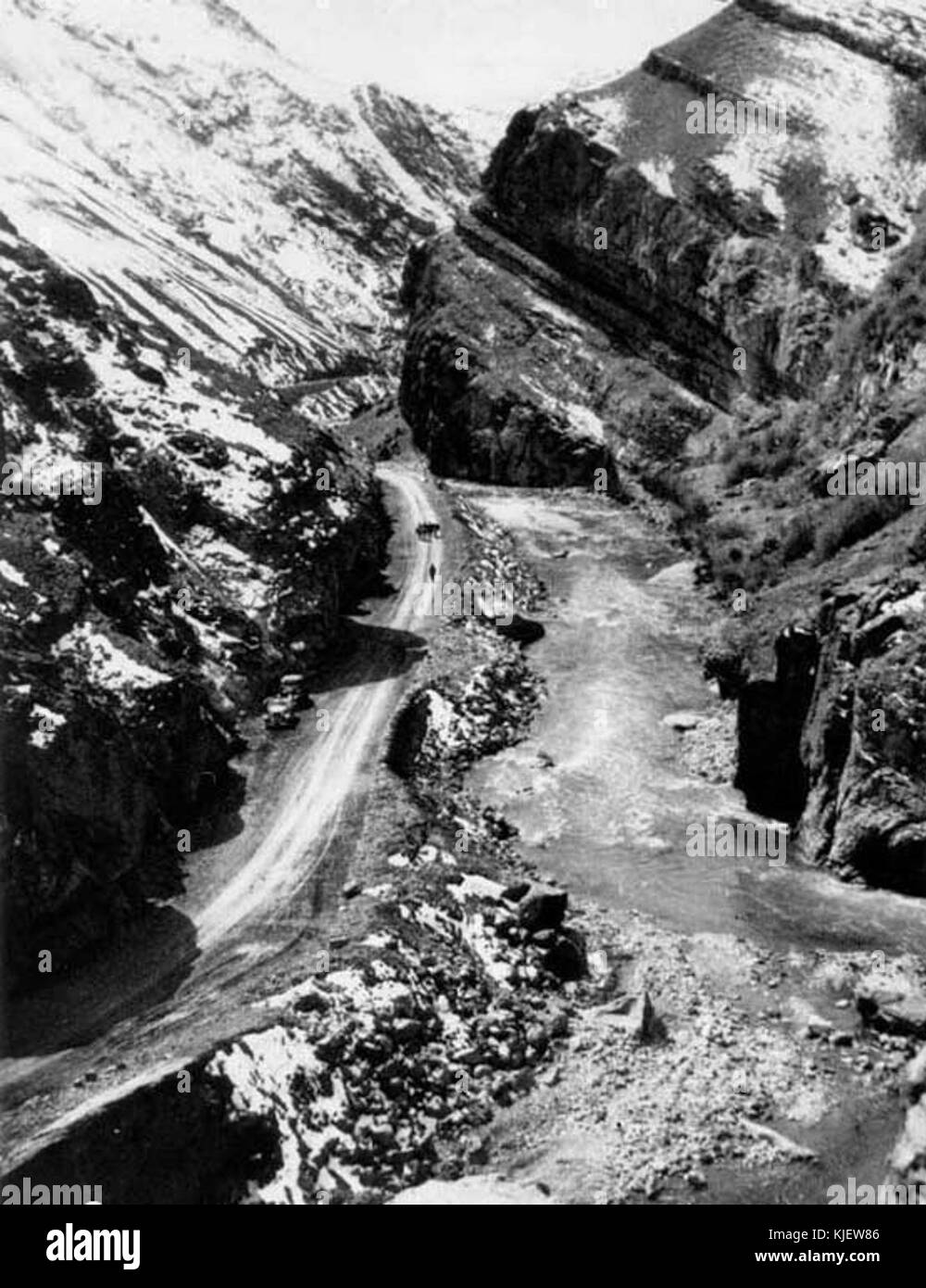 Chaloos hi-res stock photography and images - Alamy