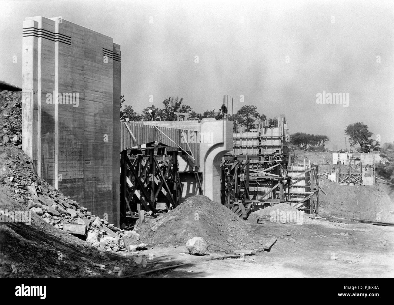 Construction of Middle Road Bridge in Oakville, looking east towards ...
