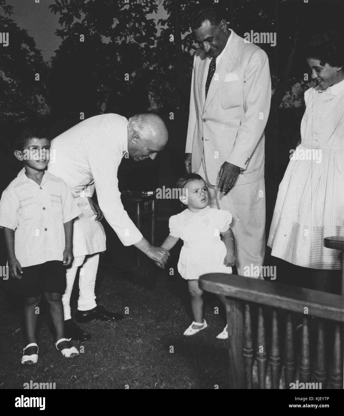 Indian prime minister jawaharlal nehru Black and White Stock Photos ...