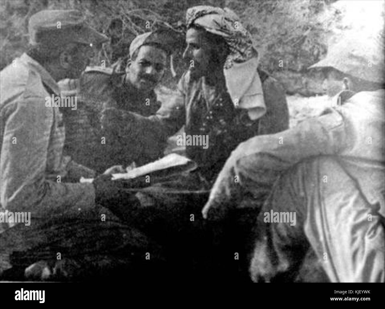 Al Ghader chief of Khoulan tribe with officers of Army of Egypt in ...