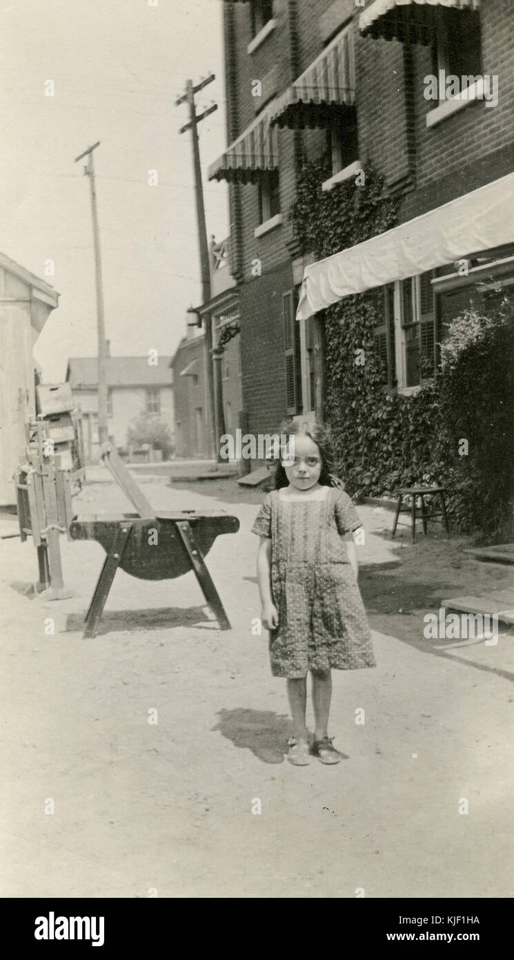 Danforth ave hi-res stock photography and images - Alamy