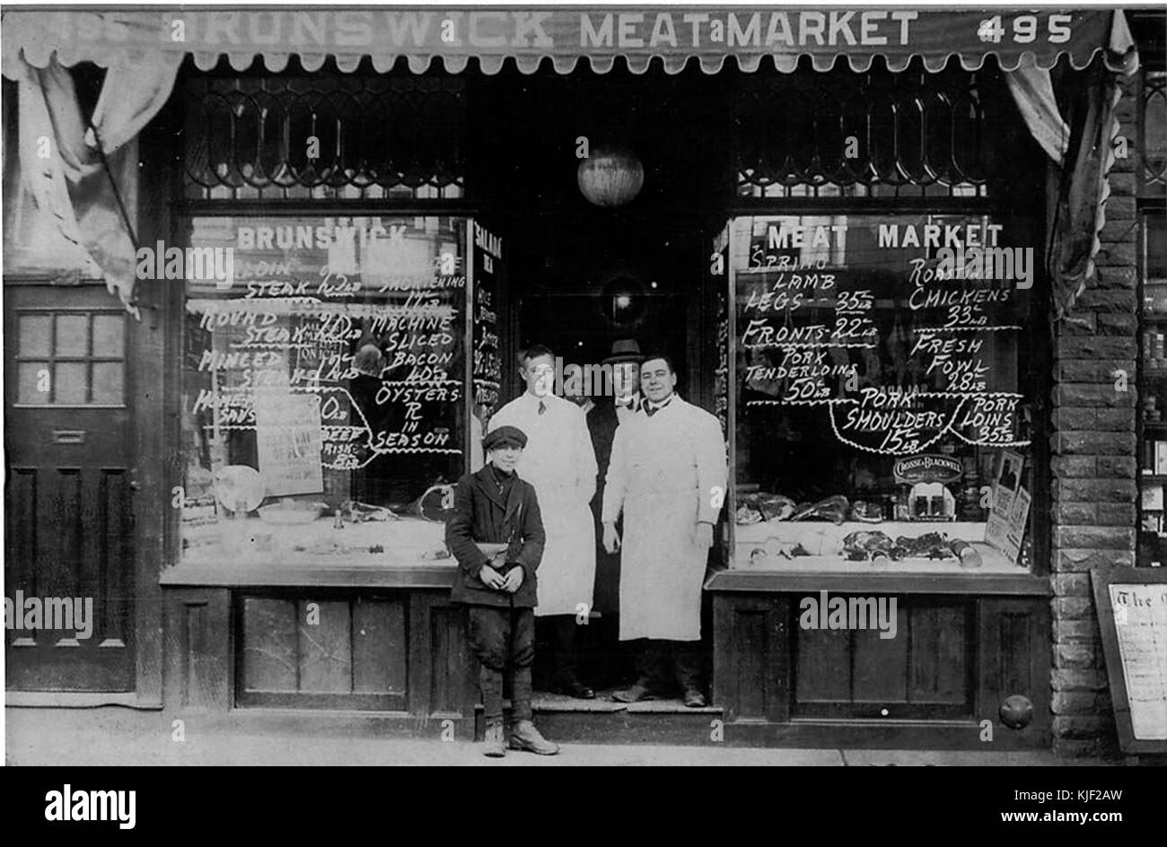 Early 1900s meat market hi-res stock photography and images - Alamy
