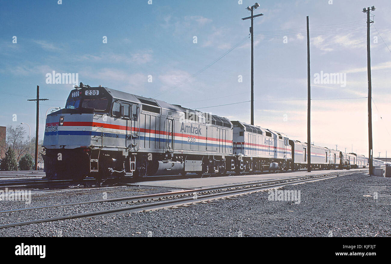 AMTK 230 with Train 4, the Southwest Chief in Albuquerque in December ...