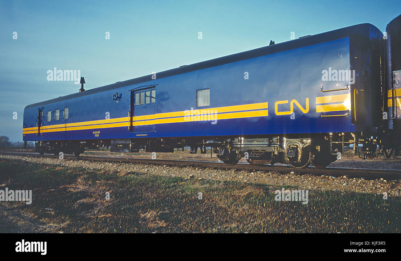 The Muskeg Mixed Train in Alberta, May 1985 11 Photos (29865819855 ...
