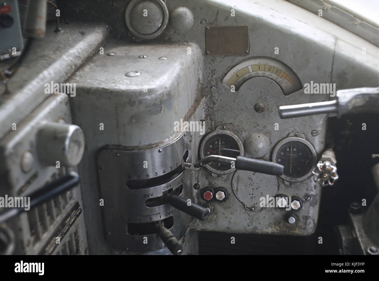 Book a cab hi-res stock photography and images - Alamy