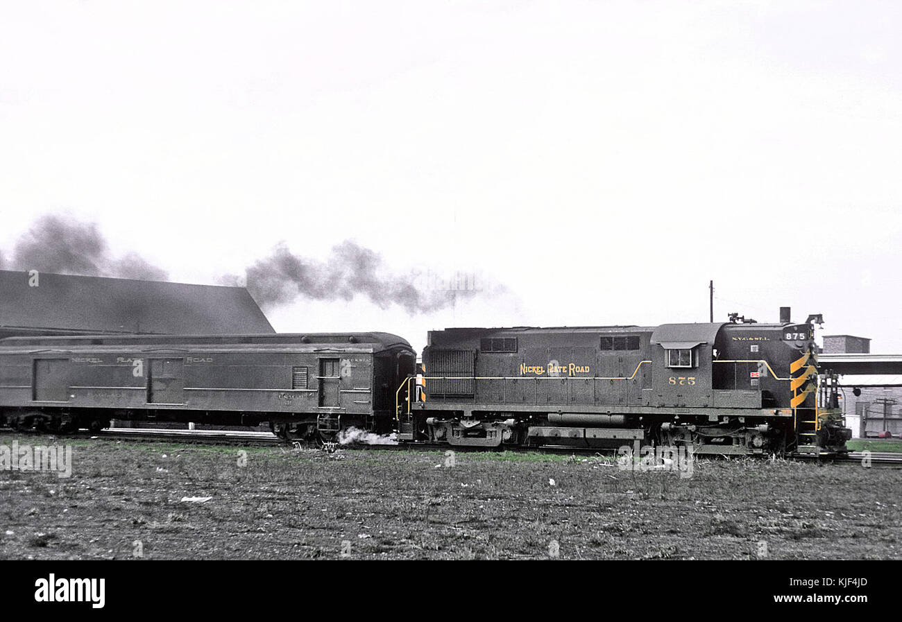 Nickel Plate Road (NKP) RS36 875 at Englewood Union Station, Chicago ...