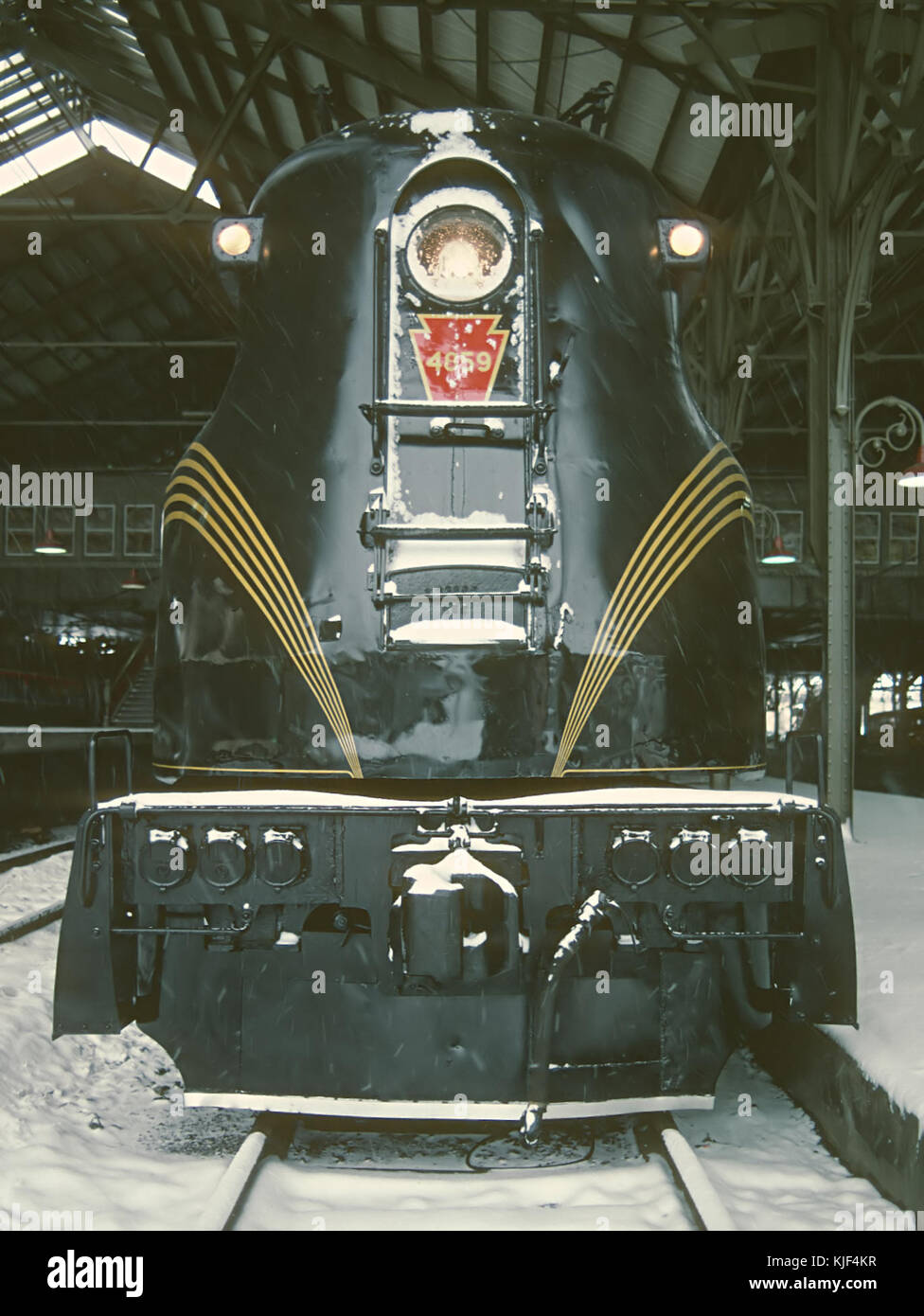PRR GG 1 4859 at Harrisburg, PA on November 11, 1987 (25423952672 Stock ...