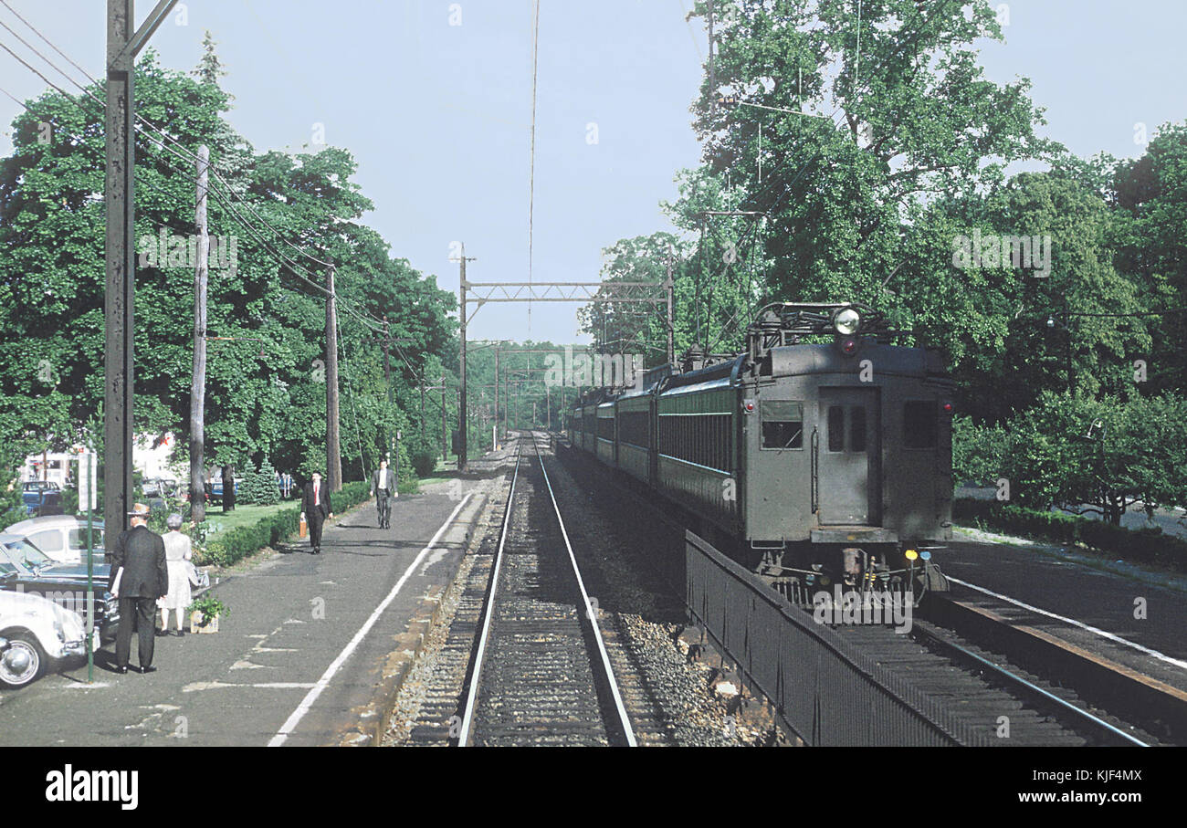 Erie Lackawanna MU train near Orange, NJ taken from Pullman Lackawanna ...