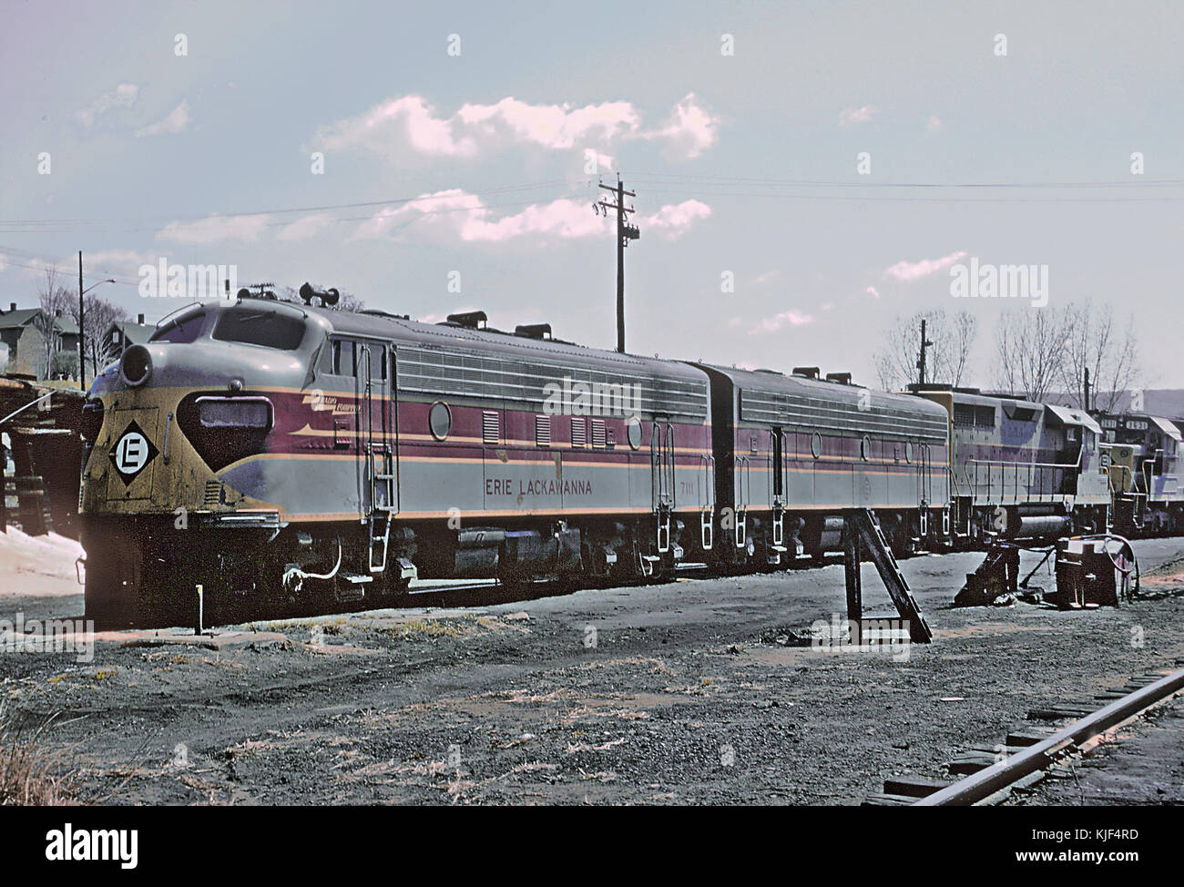 Erie Lackawanna F units at Port Jervis, NY on April 25, 1970 ...