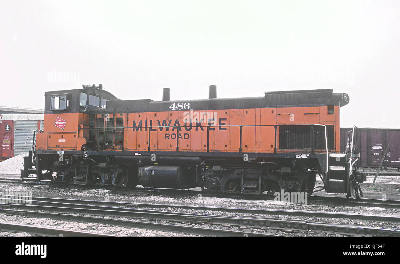 MILW MP15AC 486 in Bensenville, Illinois Yards in March 1985 (29690278921 Stock Photo - Alamy