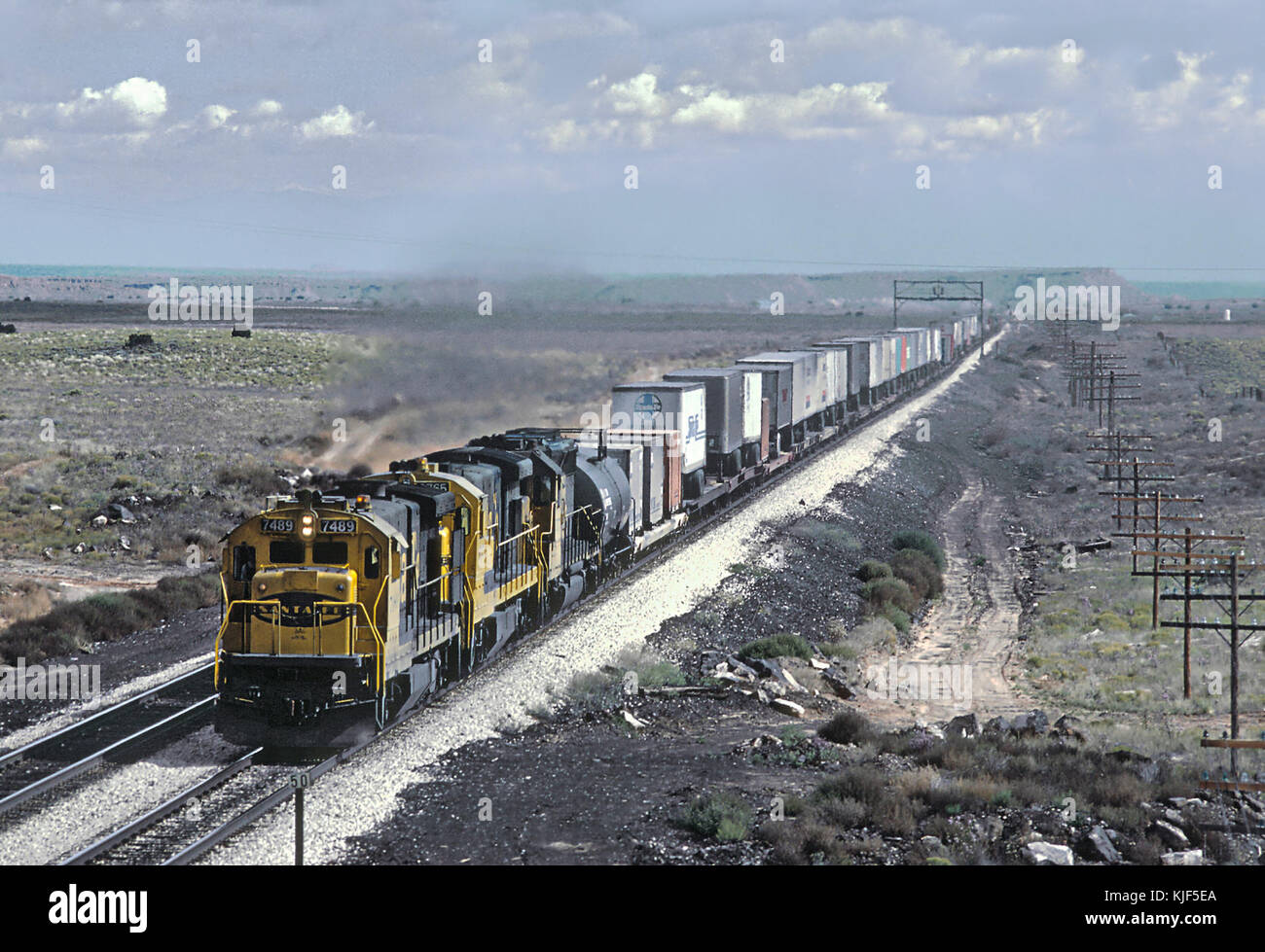 Two Camera Photography 4 Photos (28136603214 Stock Photo - Alamy