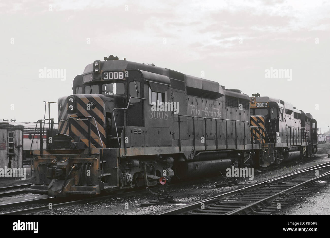 D&RGW GP30s 3008 and 3002 and CB&Q GP30 969 at the Galesburg, IL yards ...