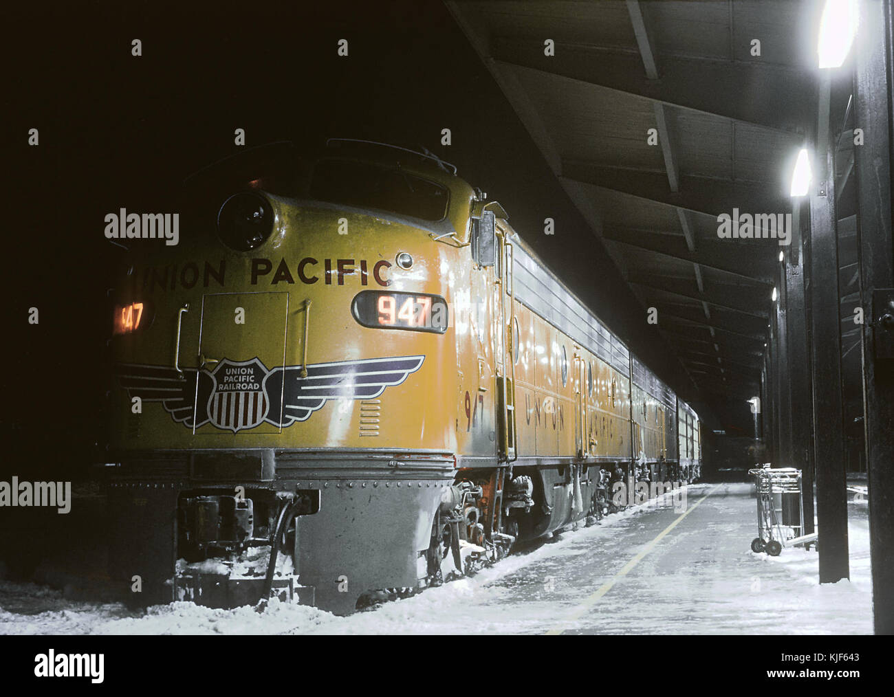 Union Pacific 947 (E9A) with Train 36, The Butte Special at Salt Lake ...