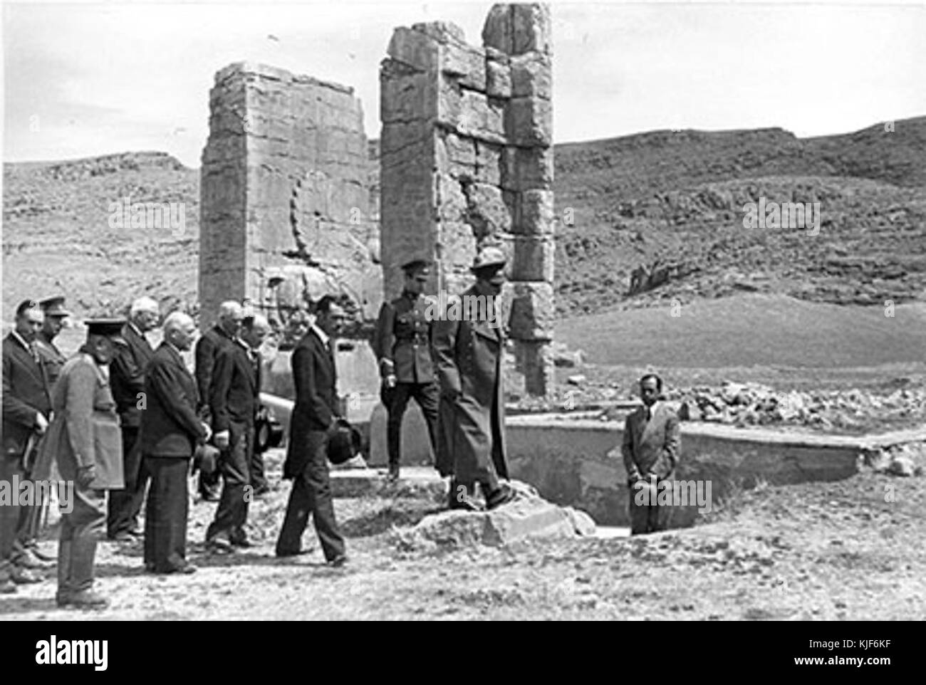 Shah pahlavi persepolis hi-res stock photography and images - Alamy
