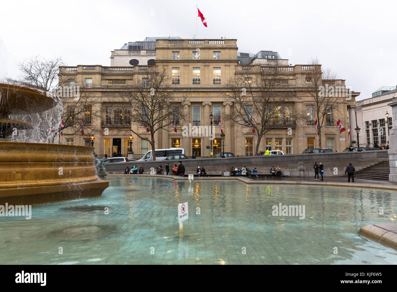 Canada House outside Trafalgar Square - London, IL Stock Photo - Alamy