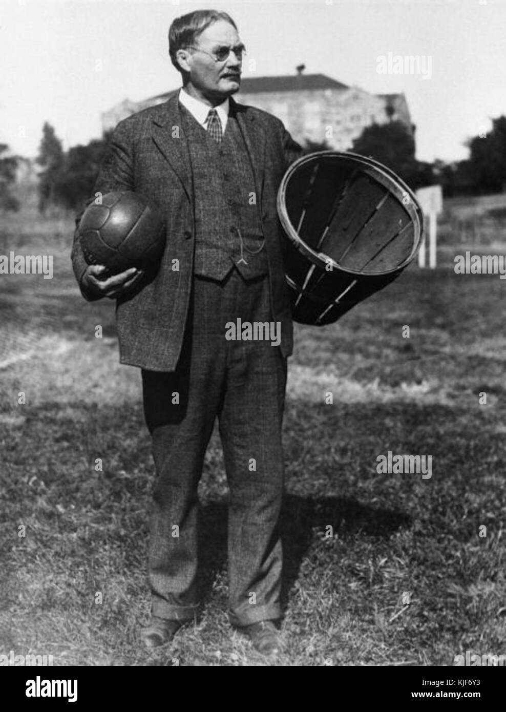 James naismith hi-res stock photography and images - Alamy