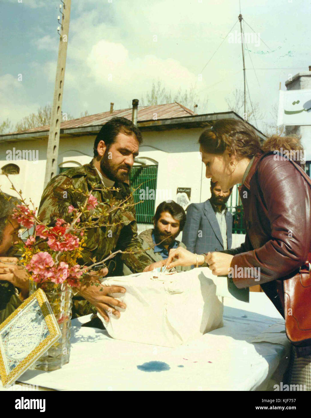 Iranian Islamic Republic referendum, March 1979 Stock Photo - Alamy