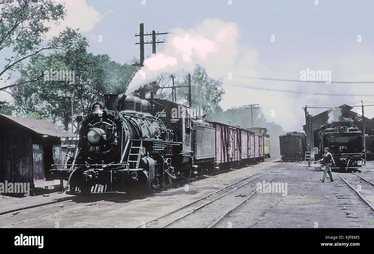NdeM narrow gauge freight train lead by 2 8 0 270 through San Lazaro ...