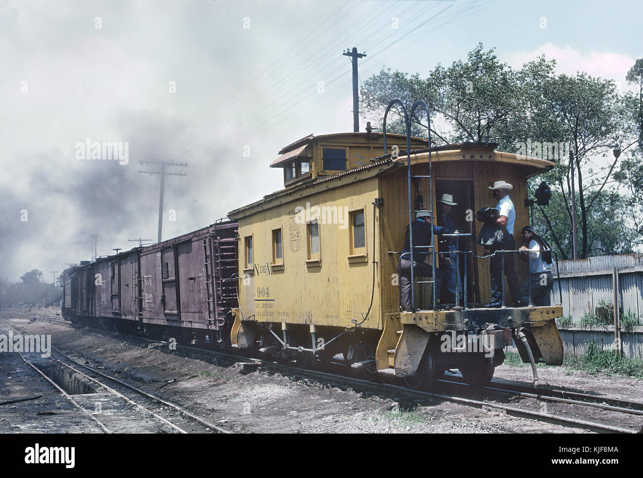 Ndem hi-res stock photography and images - Alamy