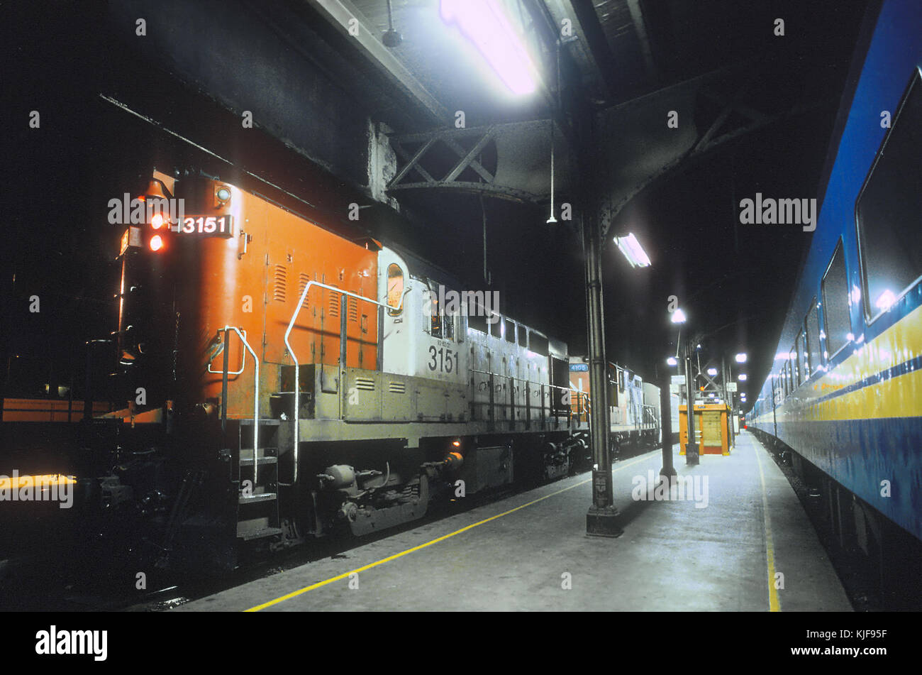 More night hi-res stock photography and images - Alamy