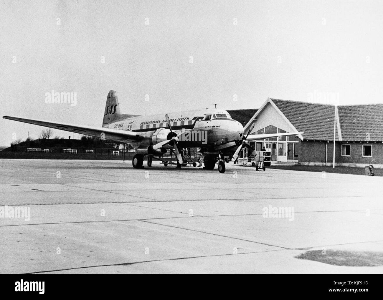 Baggage airport Black and White Stock Photos & Images - Alamy