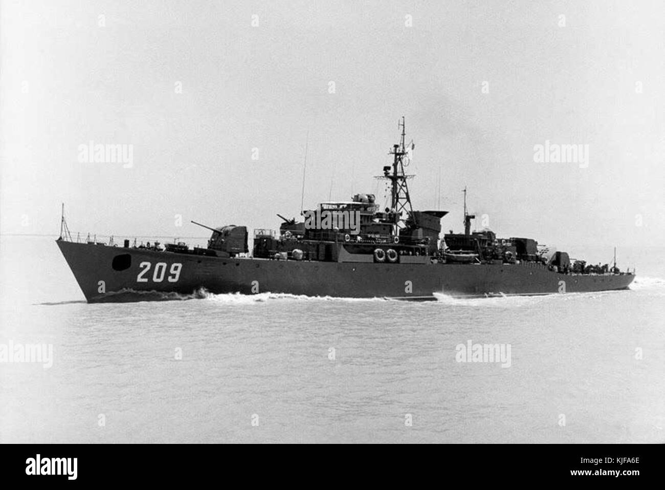 Type 65 frigate PLANS Haikou (209 Stock Photo - Alamy