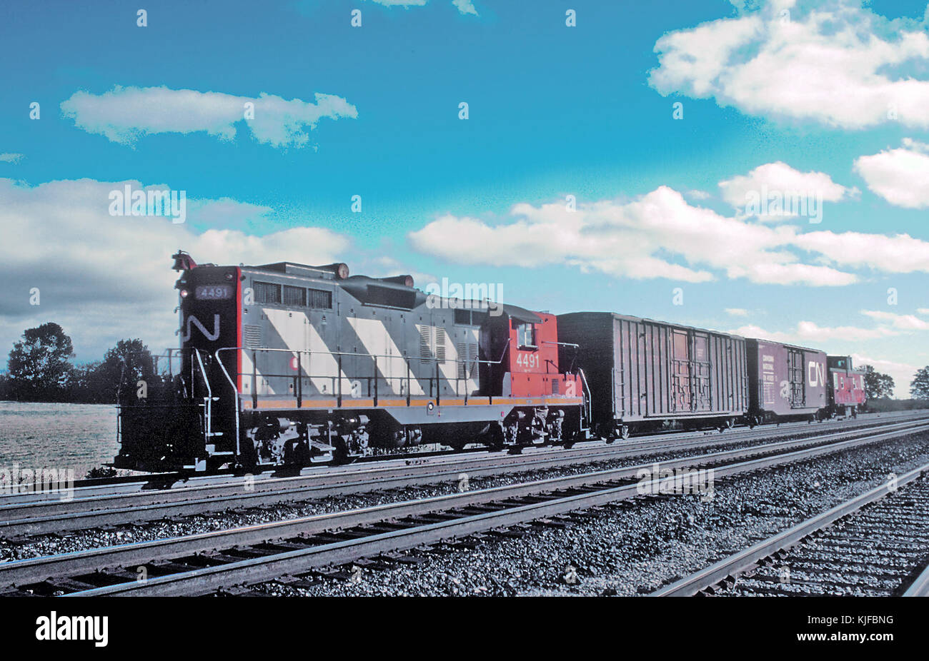 CN 4491 just west of Coport, ON in October 1981 (31691959300 Stock Photo - Alamy