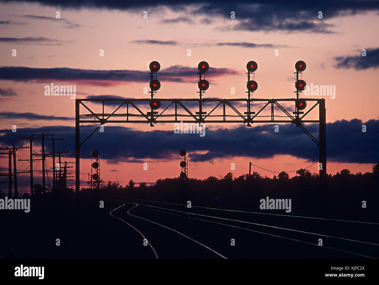Railway signal railroad signals hi-res stock photography and images - Alamy