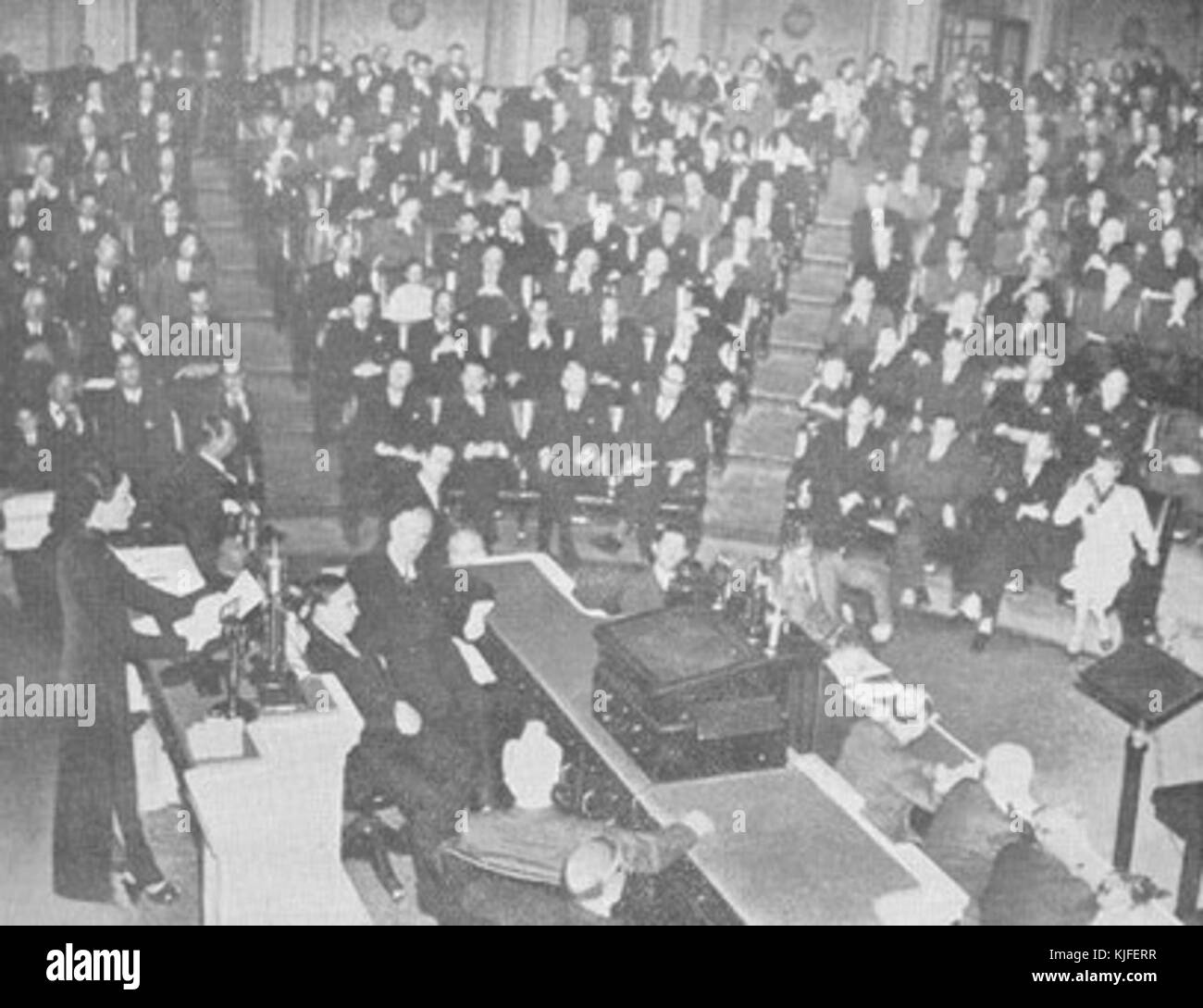 Madame chiang kai shek soong may ling Black and White Stock Photos ...
