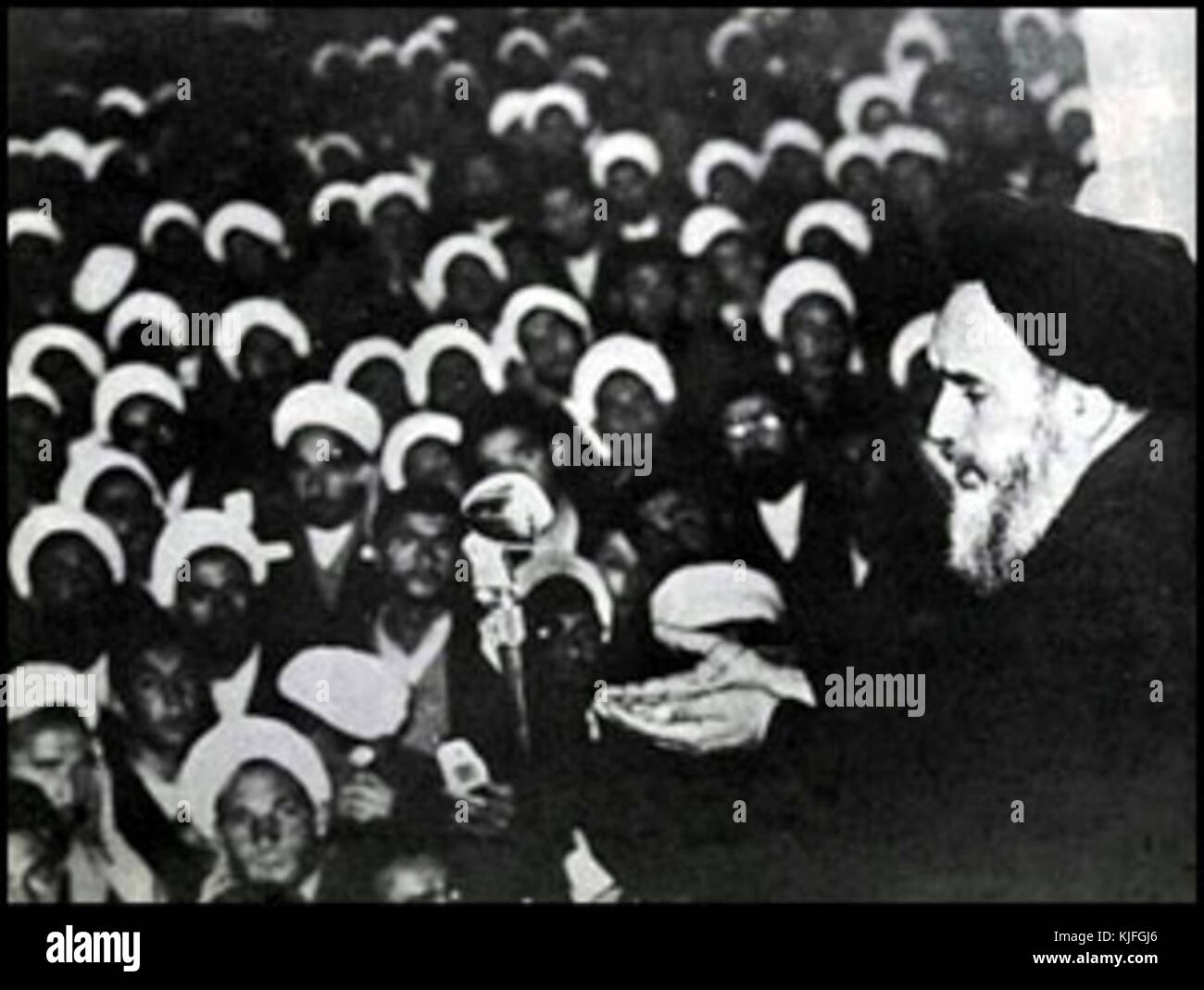 Ruhollah khomeini hi-res stock photography and images - Alamy