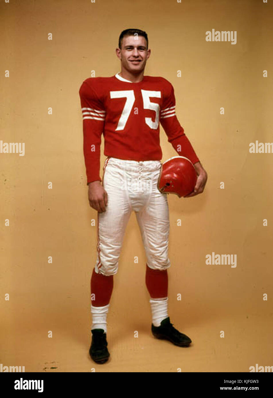 Nfl football 1950s hi-res stock photography and images - Alamy