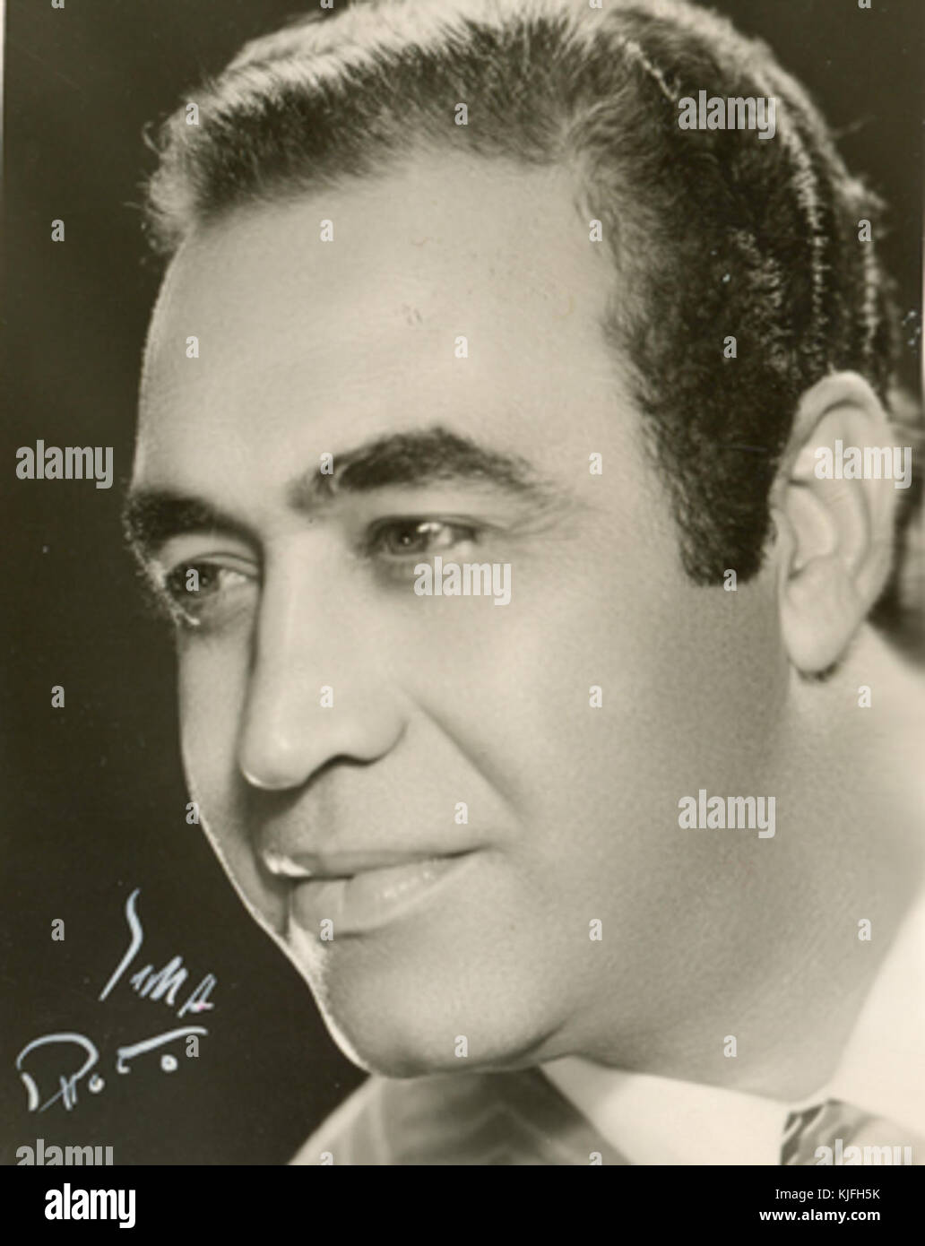 Iraj hi-res stock photography and images - Alamy