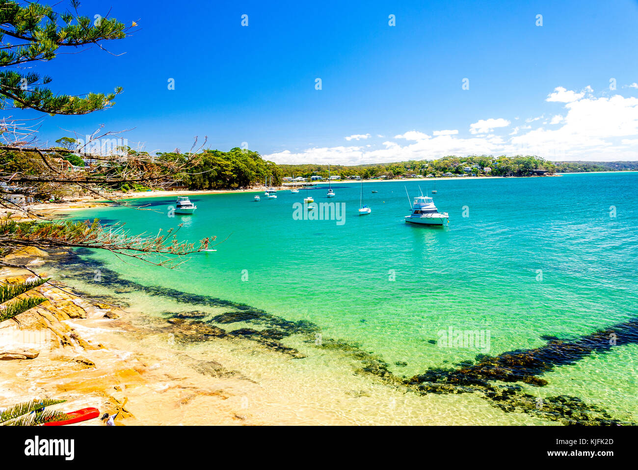 Gunyah hi-res stock photography and images - Alamy