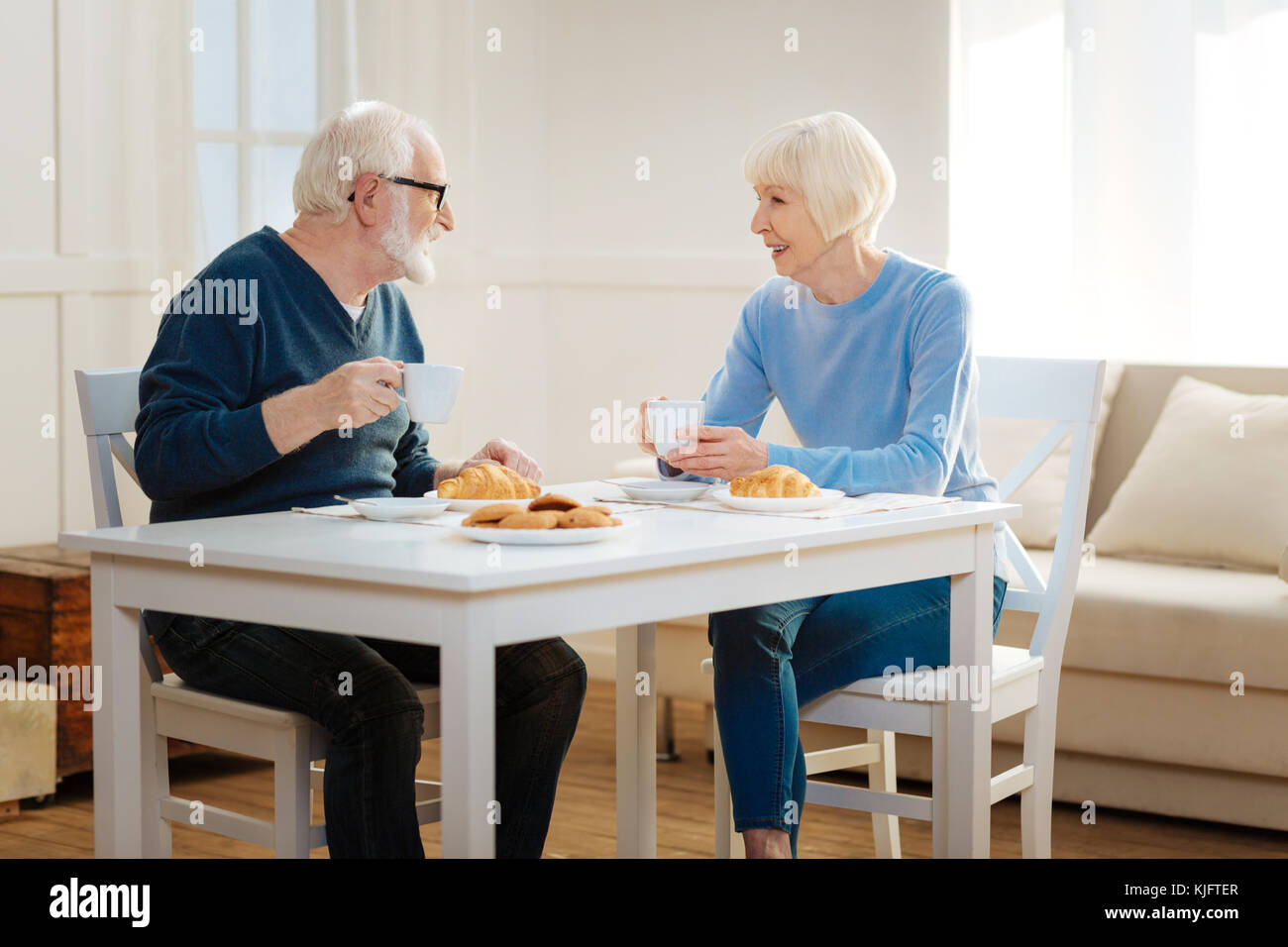 Couple having emotional conversation hi-res stock photography and ...