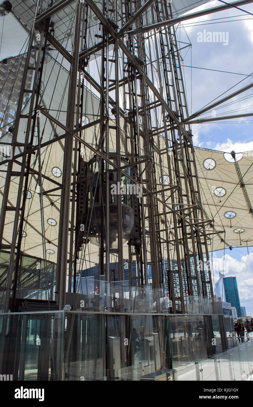 Great glass elevator hi-res stock photography and images - Alamy