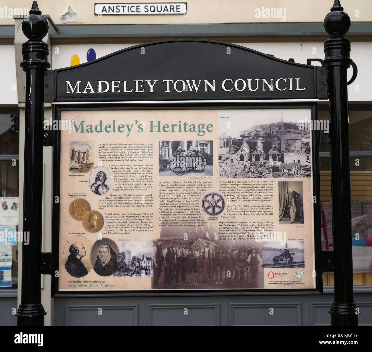 Public information board hi-res stock photography and images - Alamy