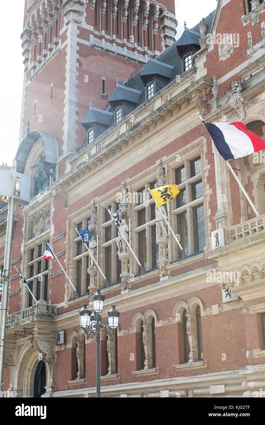 Dunkirk Town Hall, Place Charles Valentin, 59140 Dunkirk, France Stock ...