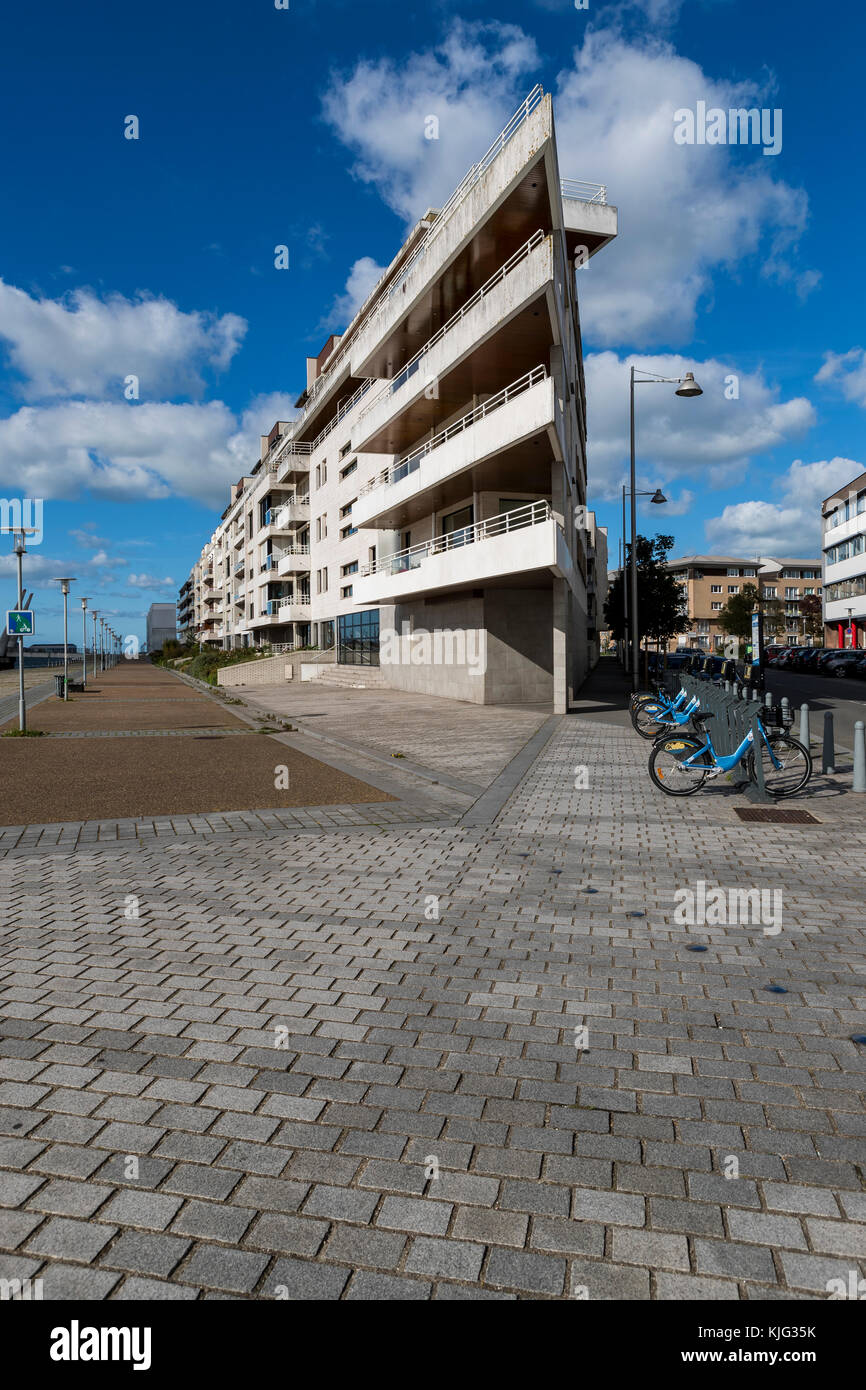 Pointed building architecture at 22 Quai des Américains, Dunkirk ...