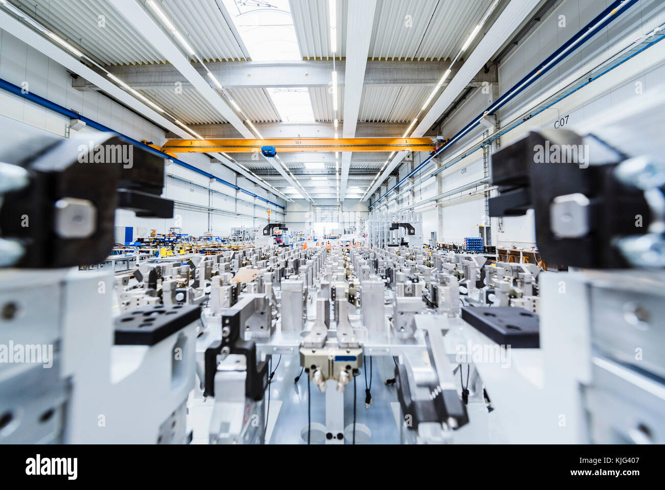 Overview factory hall hi-res stock photography and images - Alamy