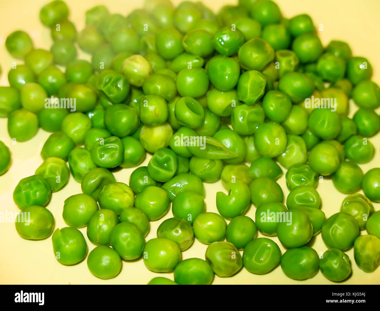 Petit pois peas hi-res stock photography and images - Alamy