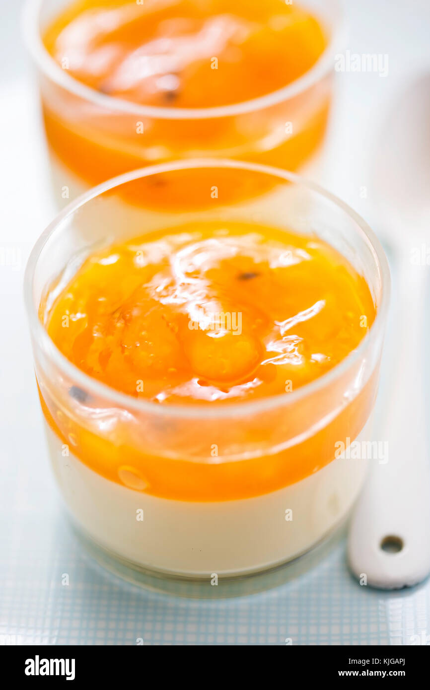 Mango passion fruit jelly hi-res stock photography and images - Alamy