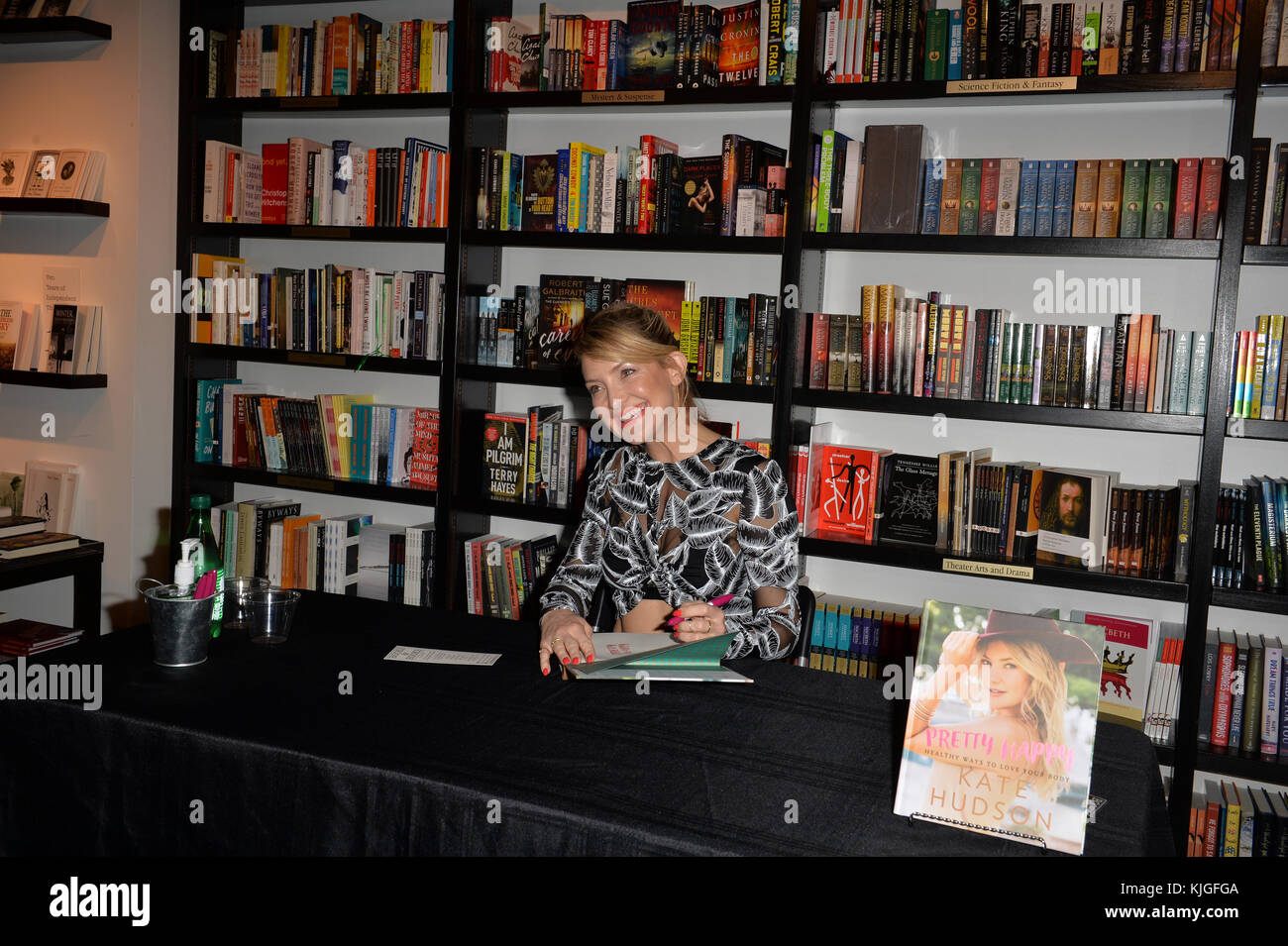 Copies of actress kate hudson new book pretty happy hi-res stock ...